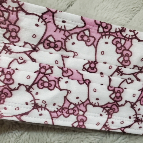 Hello Kitty | Accessories | X Hello Kitty Disposable Face Masks | Poshmark